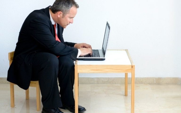 10 Signs of Bad Office Chairs - ToErgonomics