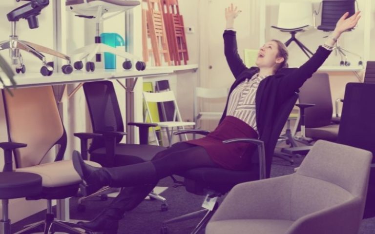 How to Test an Office Chair before Buying it? - ToErgonomics