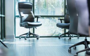 How to Stop My Office Chair from Spinning? - ToErgonomics