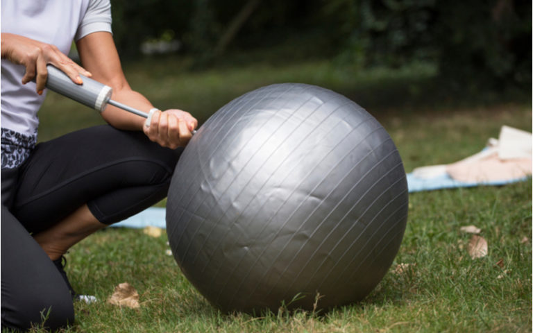 How To Find A Leak In An Exercise Ball? - ToErgonomics